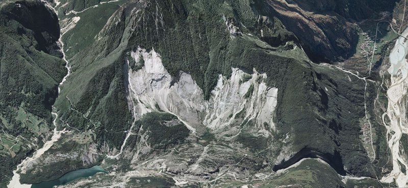 Blog | Comprehensive Slope Stability Analysis and Design (LEM vs FEM)
